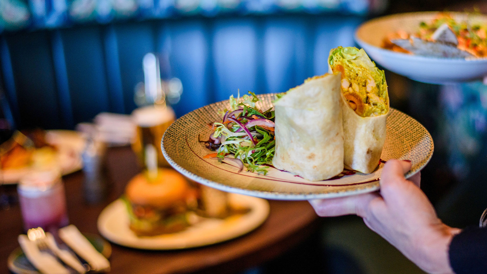 The Courtyard Bar | Restaurants in Wexford | Newtown Park Hotel